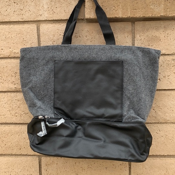 DSW | Bags | Dsw Weekend Tote Bag New | Poshmark